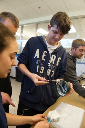 SDM Hosts Upward Bound Math and Science Students for a Day of Dentistry